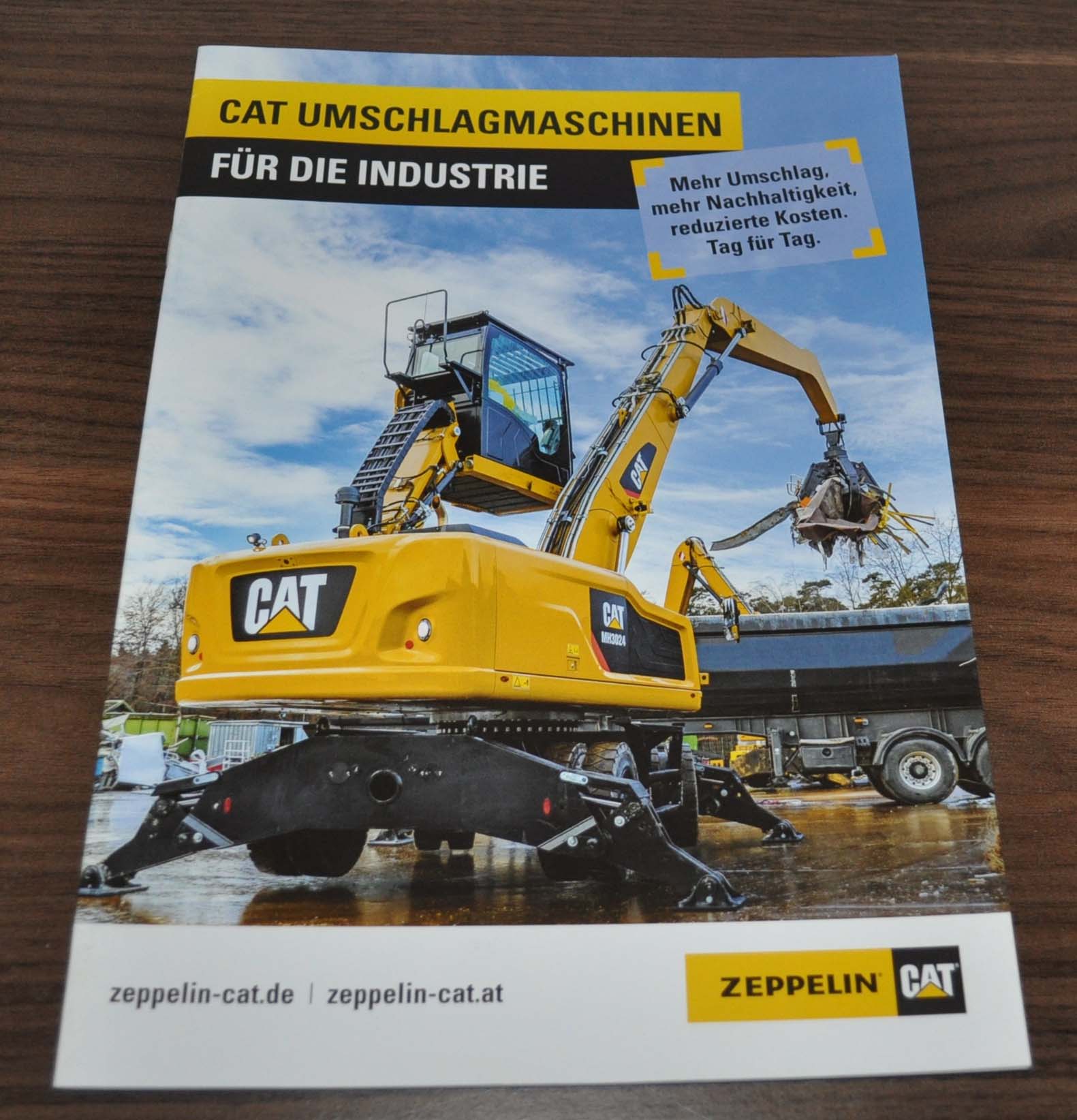 Caterpillar Zeppelin Model Range Cat Dozer Tractor Brochure Prospekt DE ...