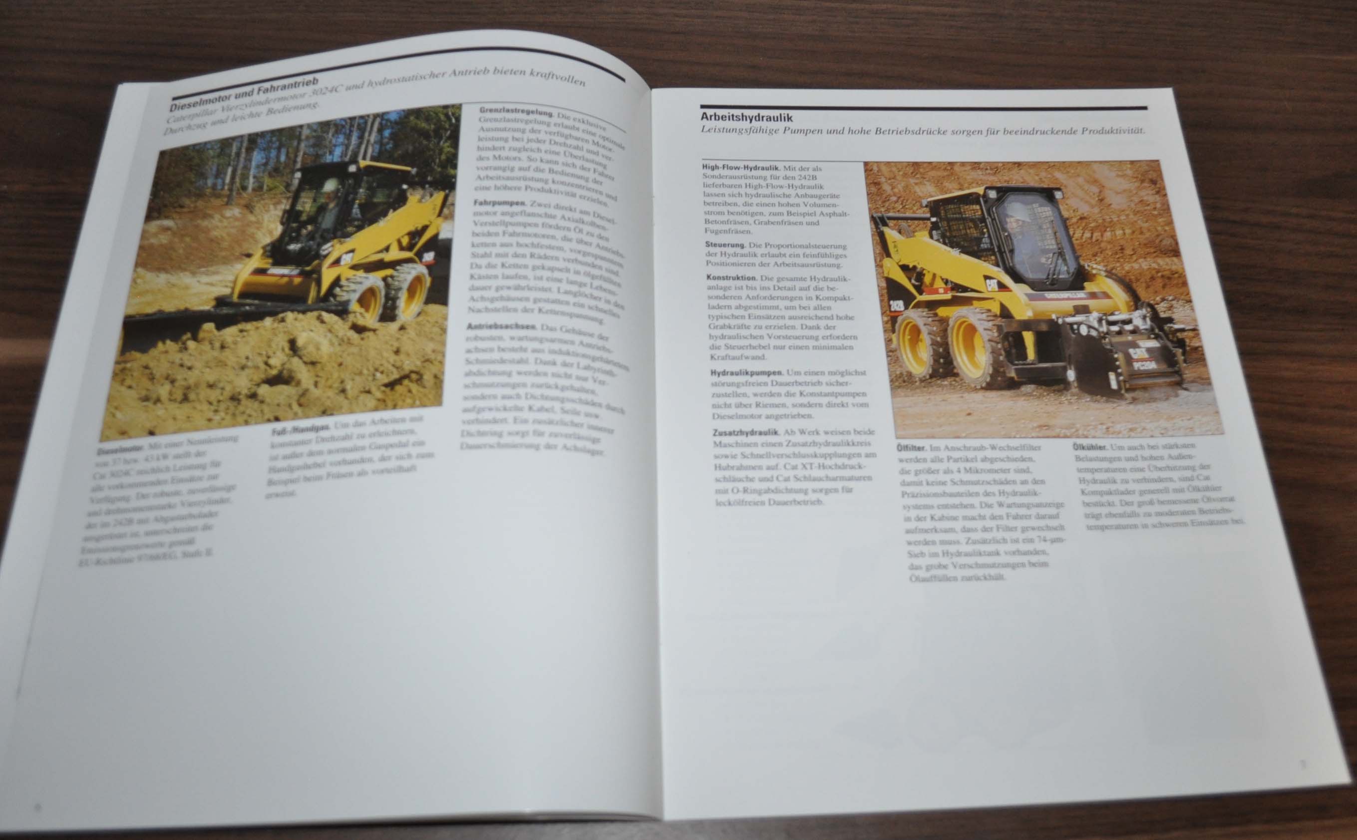 Caterpillar 232B 242B Kompaktlader Skid Steer Loader Brochure Prospekt ...