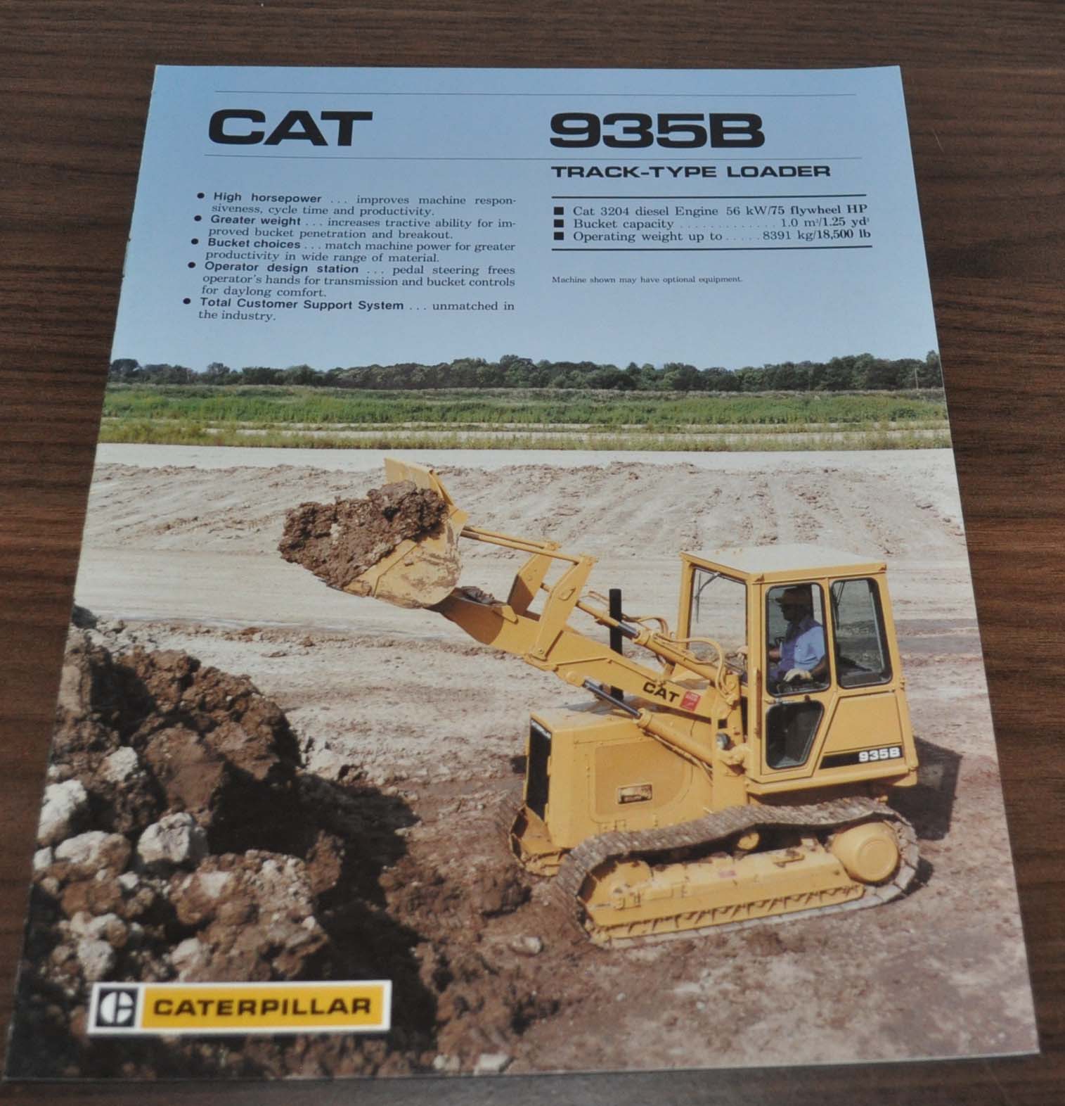 Caterpillar 935B Track-Type Loader Specification Brochure Prospekt – AUTO BROCHURE