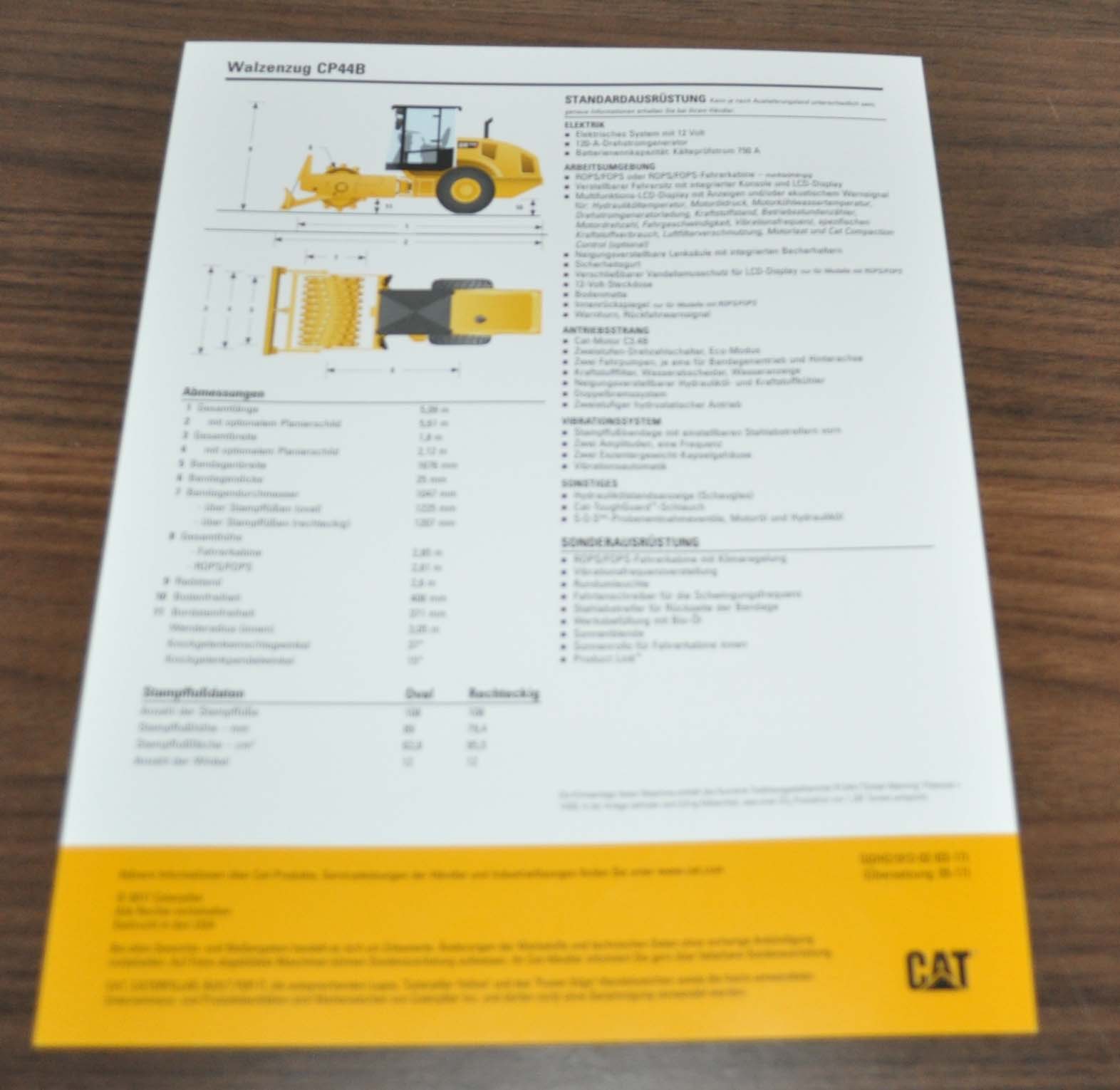 Caterpillar CP44B Walzenzuge Vibratory Soil Compactor Brochure Prospekt ...